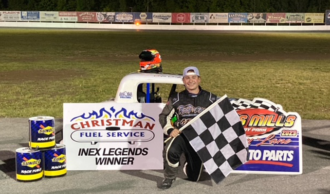 Evans Mills Raceway Park – www.evansmillsracewaypark.com